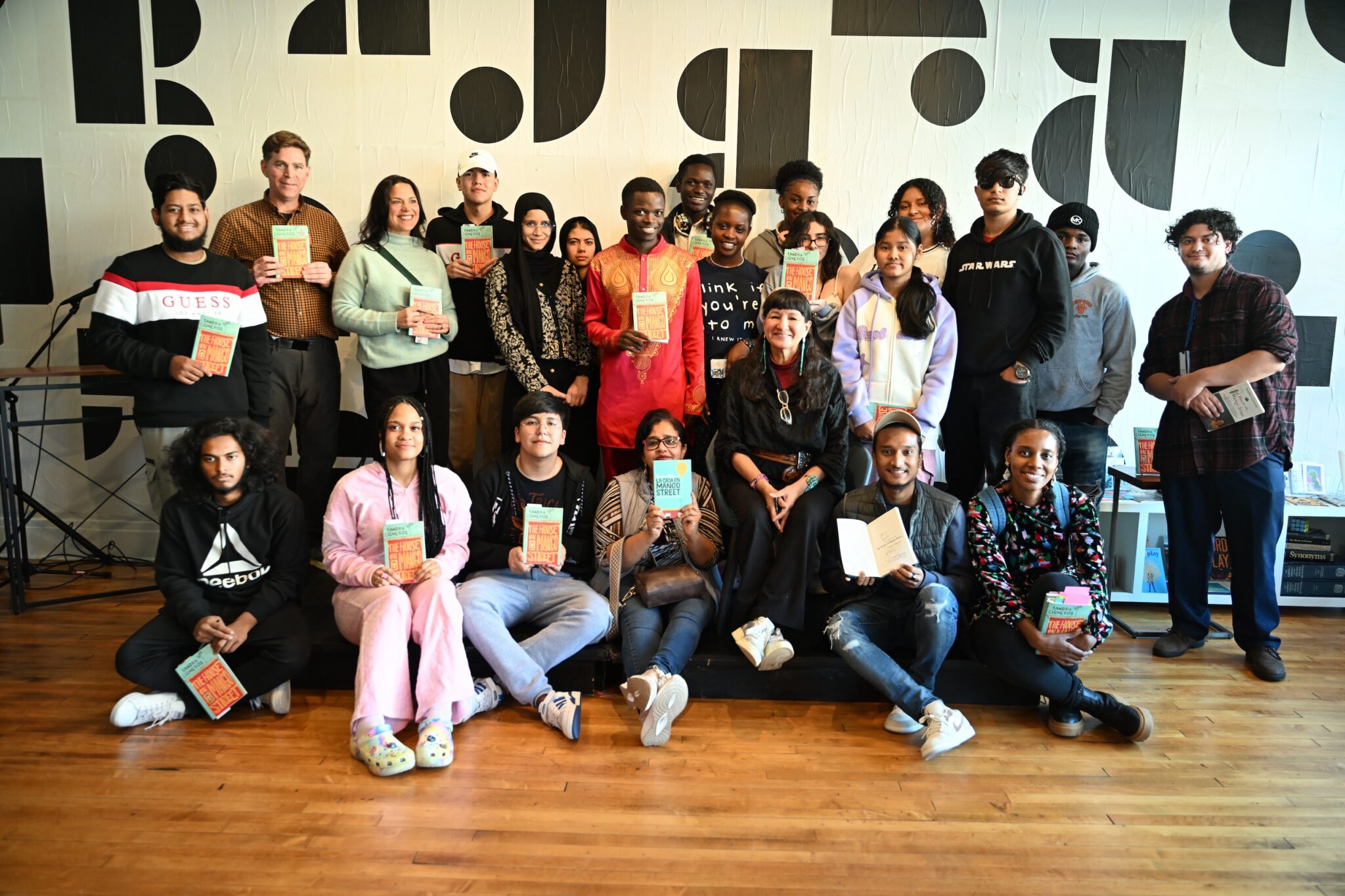 Now Accepting Applications: 2026-27 NEA Big Read - Arts Midwest